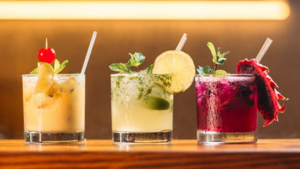 Cocktail estivi: le migliori ricette per drink freschi e dissetanti