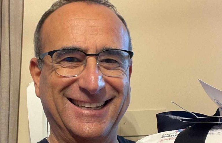 Carlo Conti, scatto da urlo: una serata indimenticabile, fiumi di ...
